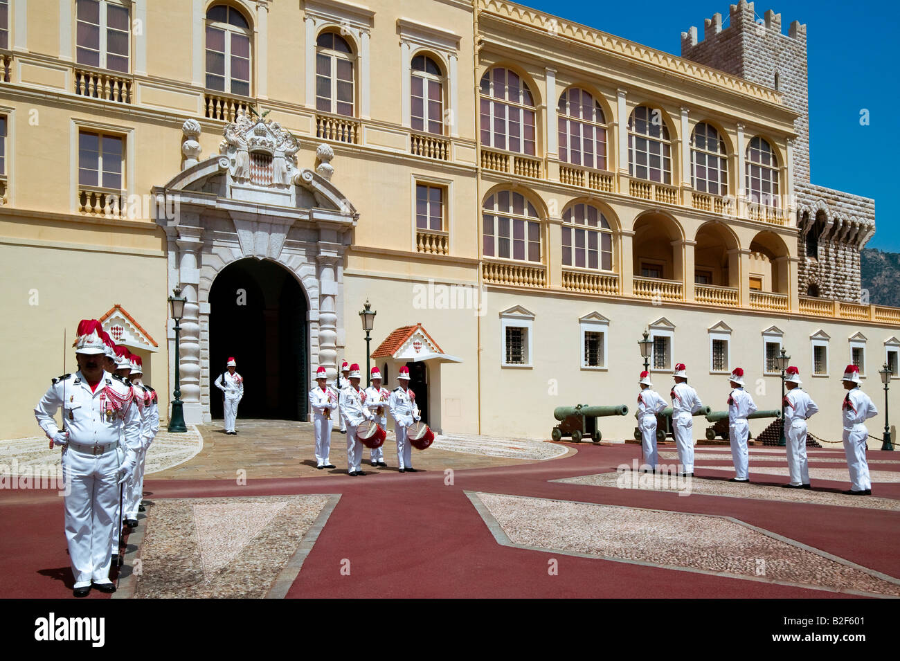 CHANGING OF THE GUARDS PALACE OF THE PRINCE OF MONACO Stock Photo - Alamy