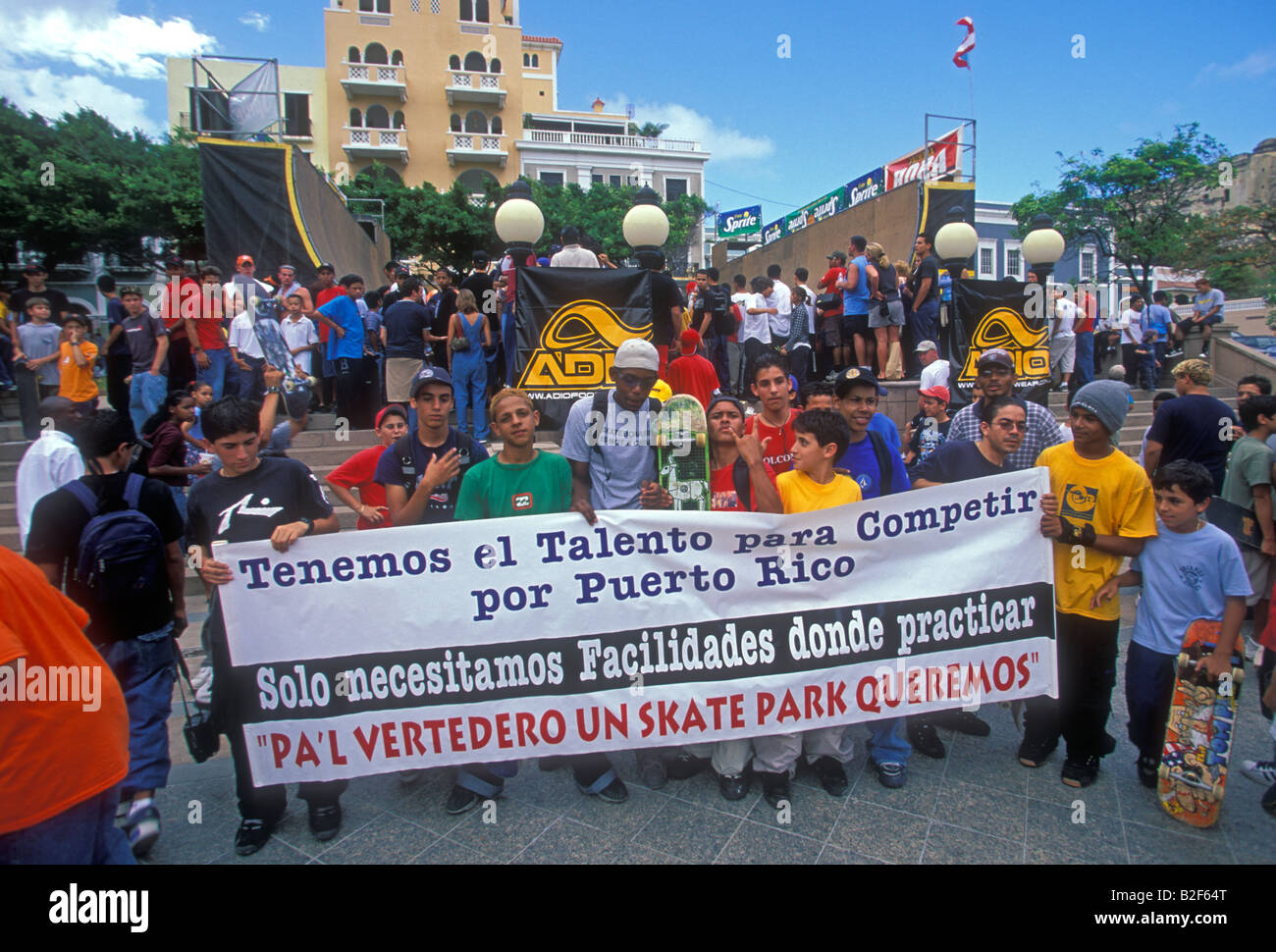 Puerto Ricans, Puerto Rican boys, teenage boys, skateboarders ...