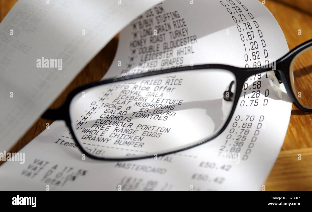 BRITISH SUPERMARKET FOOD BILL ,UK Stock Photo - Alamy