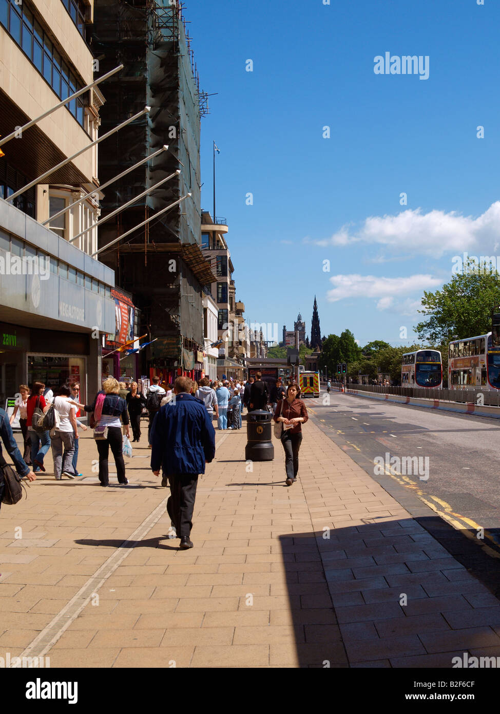 Princess Steet in Edinburgh looking East Stock Photo - Alamy