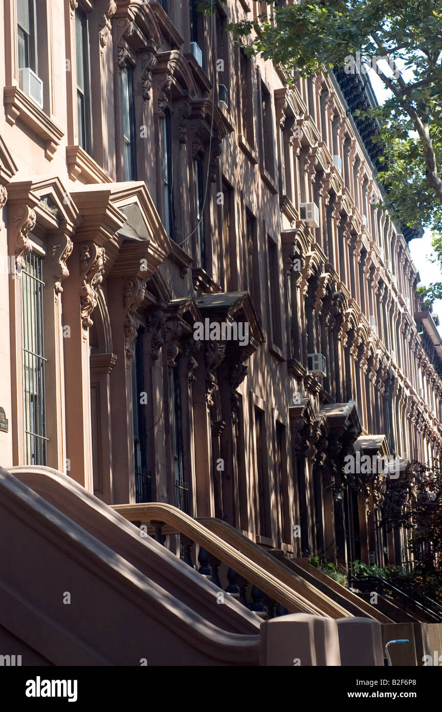 Brownstones in the Fort Greene neighborhood of Brooklyn Stock Photo - Alamy