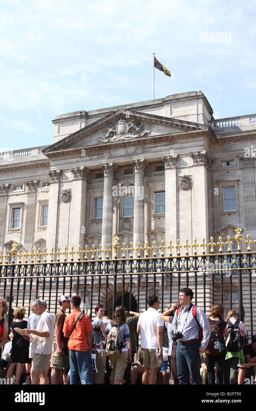 Buckingham Palace, London. The official residence of Queen Elizabeth II ...