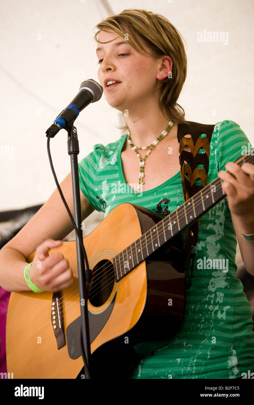 Sarah Ade on the Ingrid Pit Word Stage Acoustic Village Wickerman ...