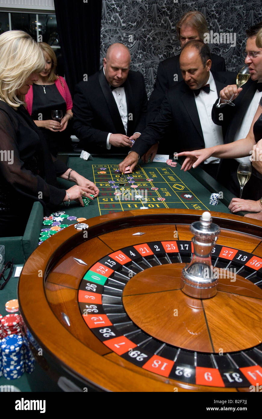 Playing roulette hi-res stock photography and images - Alamy