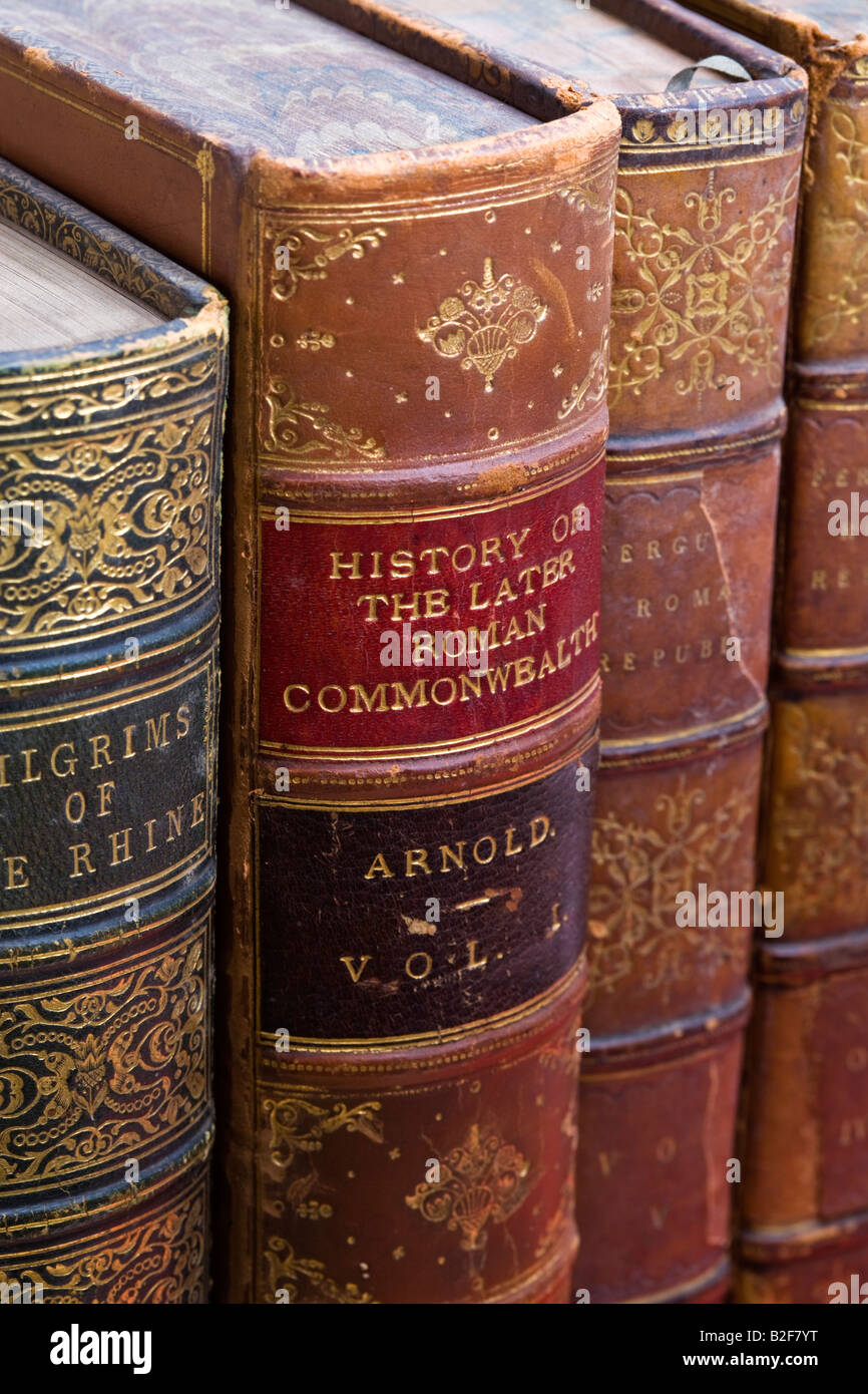 Antique hi-res stock photography and images - Alamy