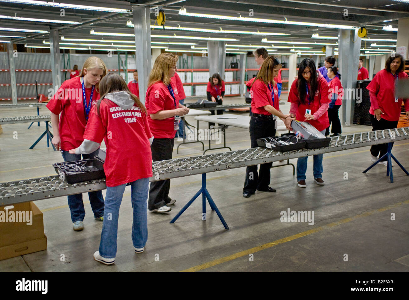Electronic voting machine hi-res stock photography and images - Alamy