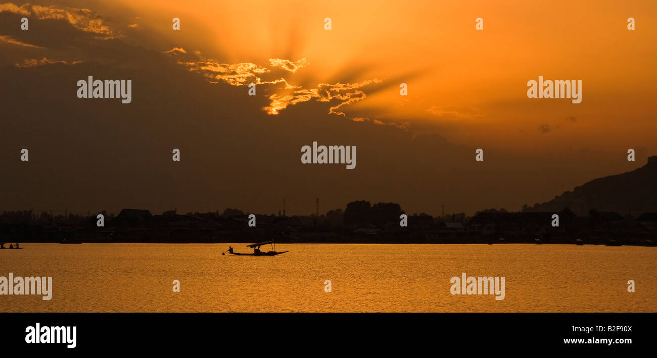 Sunset over Dal Lake Stock Photo - Alamy
