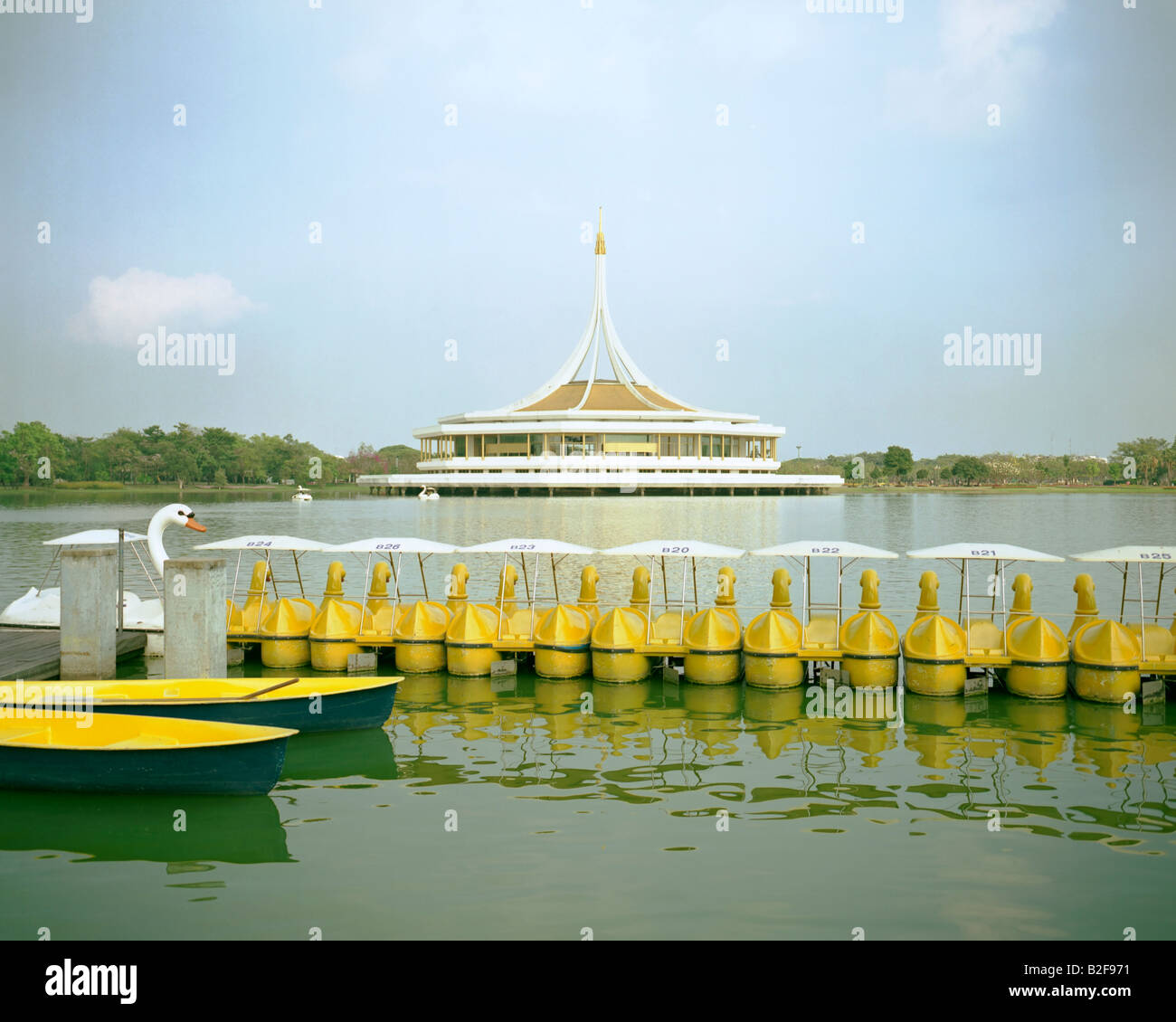 With king rama ix hi-res stock photography and images - Alamy