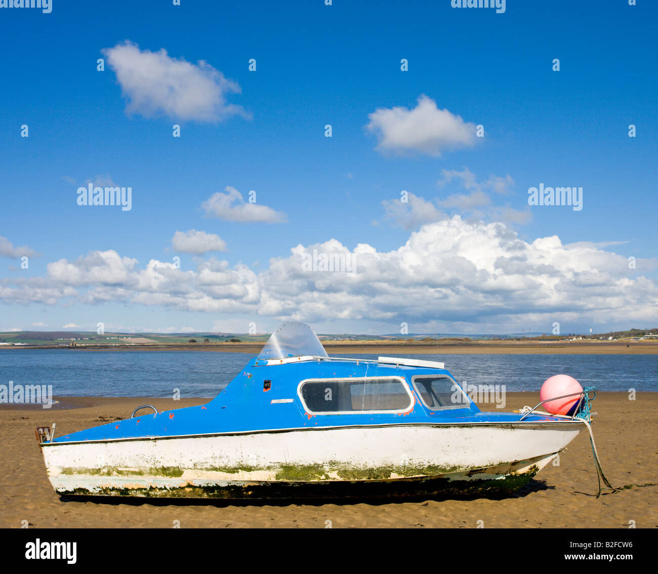 Beached boat at low tide in Appledore Devon England Stock Photo - Alamy