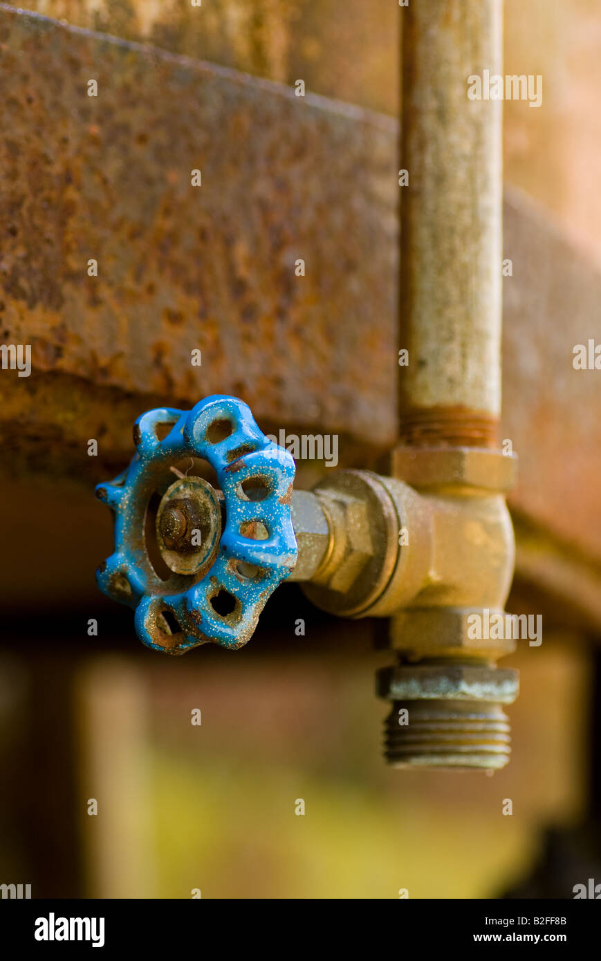 Drain valve hi-res stock photography and images - Alamy