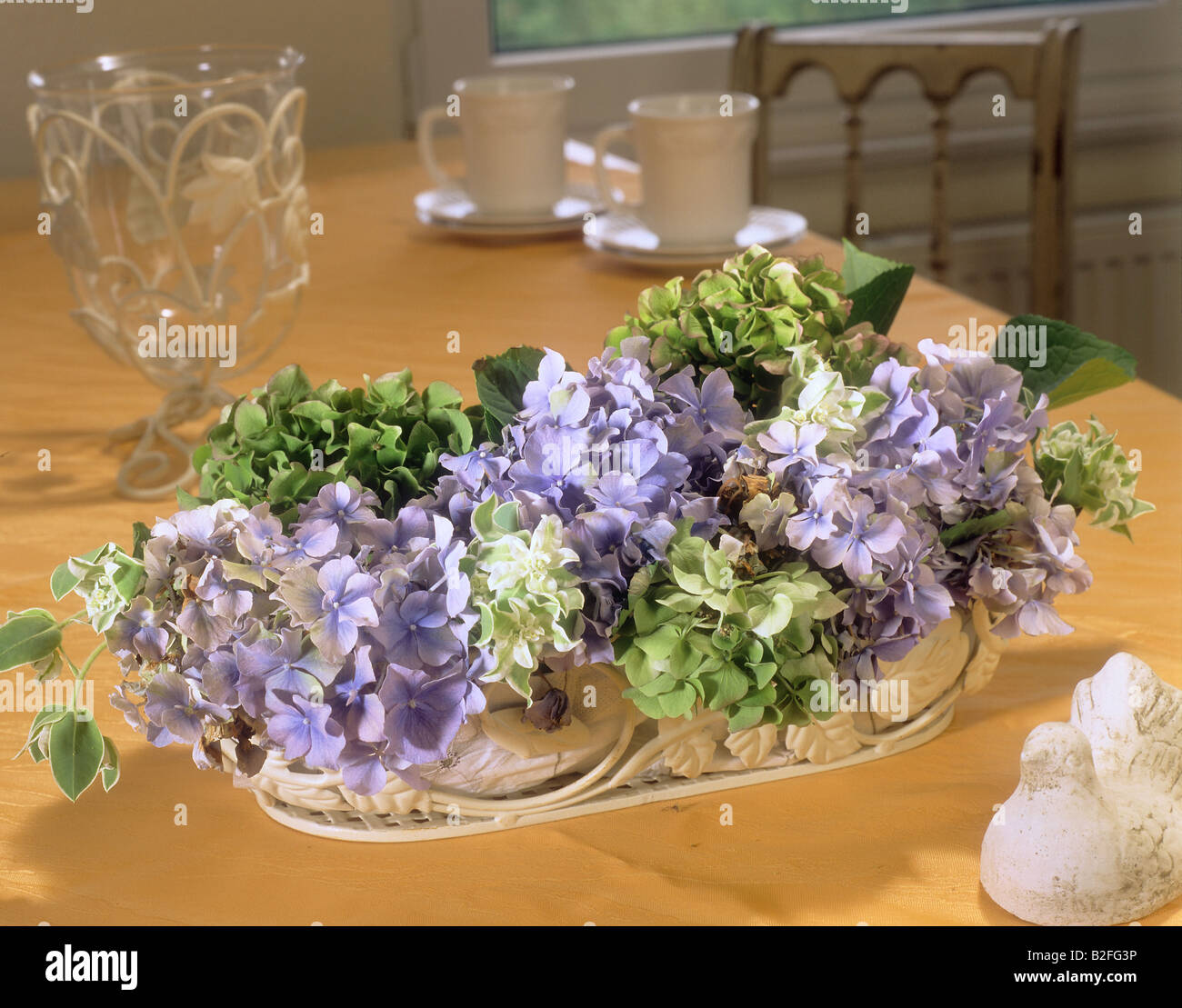 bowl with Bigleaf hydrangeas Stock Photo - Alamy