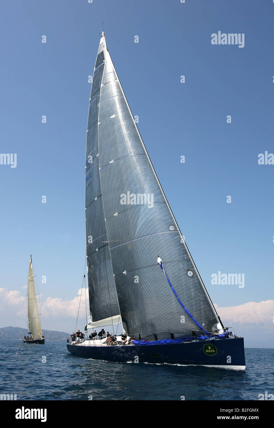 A Maxi Race Yacht in action Stock Photo - Alamy