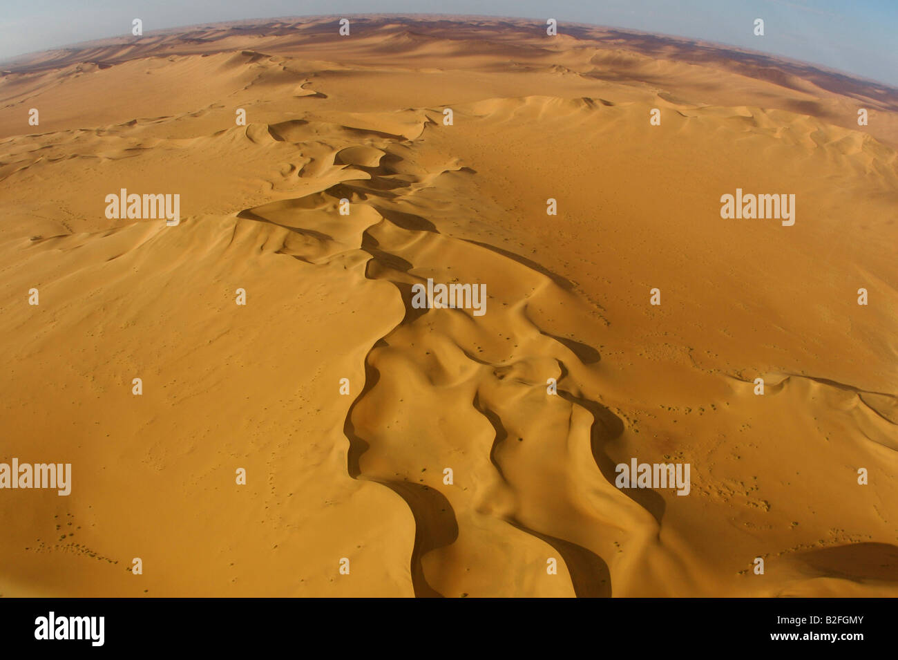 Desert dunes landscape hi-res stock photography and images - Alamy
