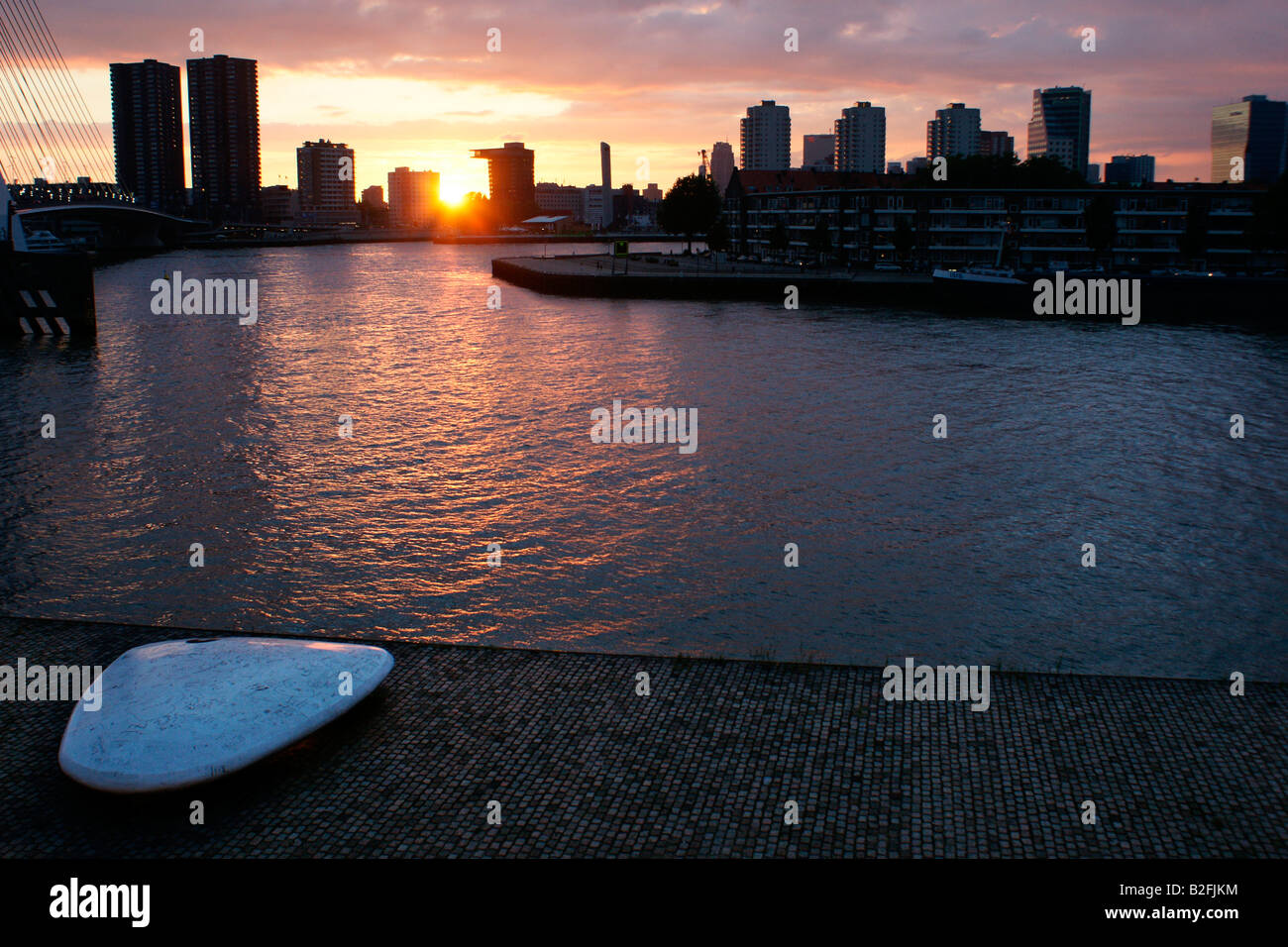 Rotterdam city skyline hi-res stock photography and images - Alamy