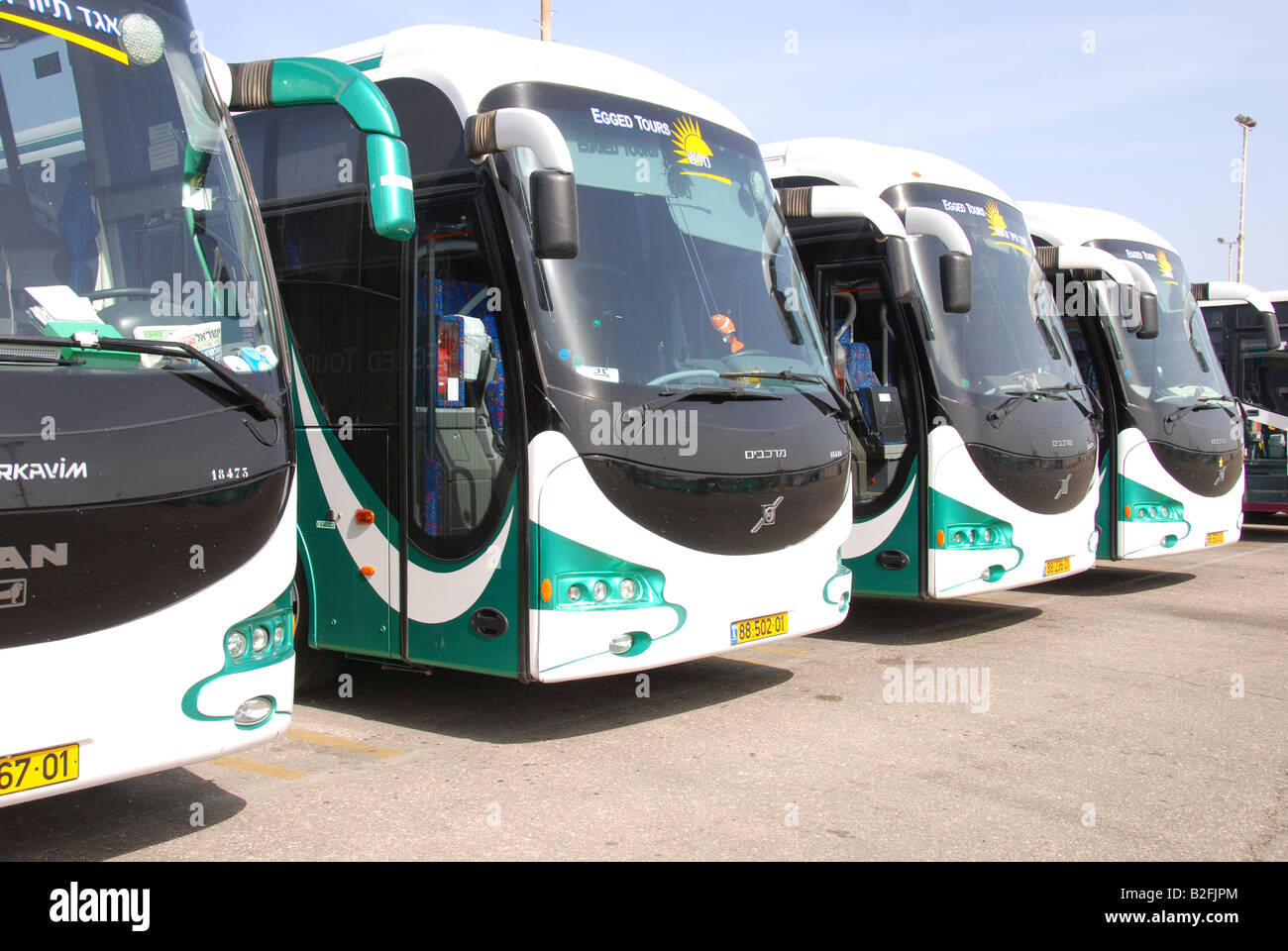 Many Buses Stock Photos & Many Buses Stock Images - Alamy