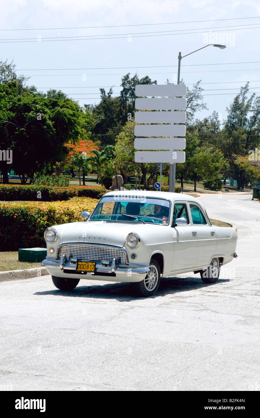 1950 road sign hi-res stock photography and images - Alamy