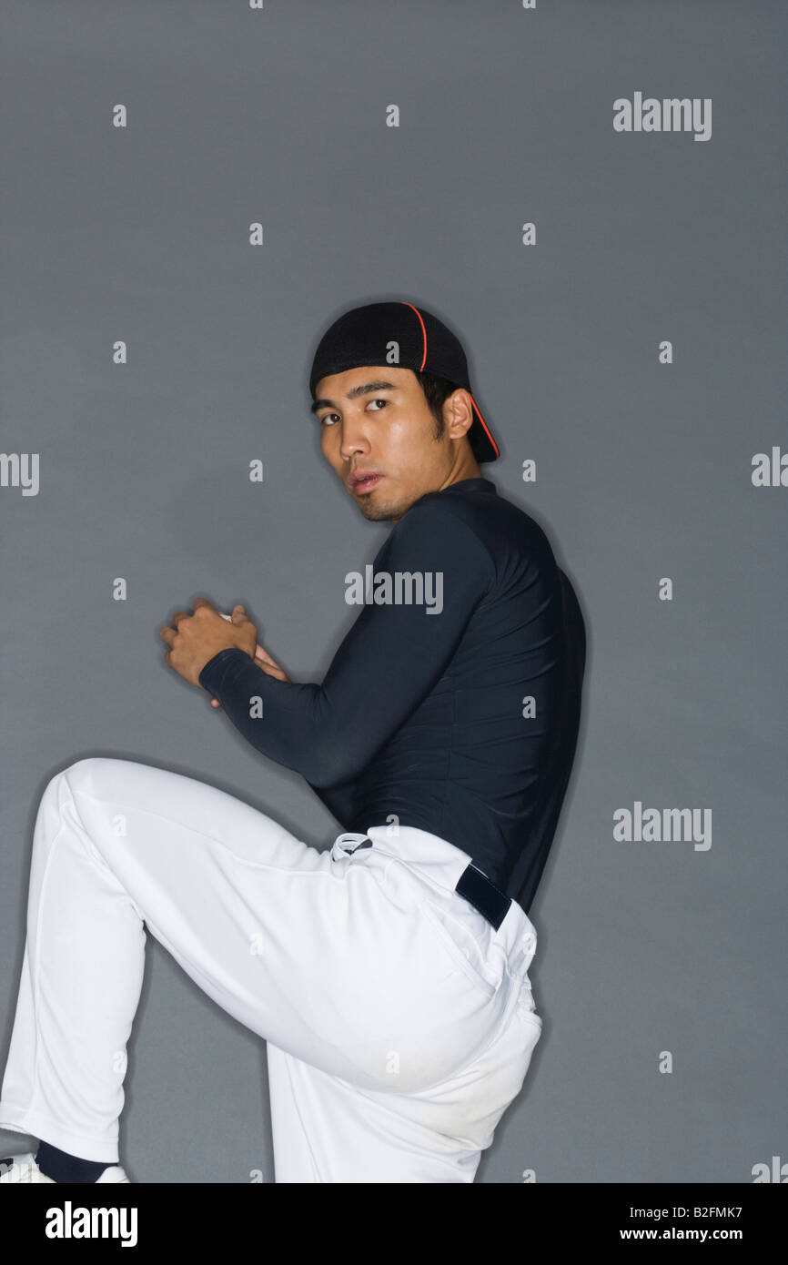 Asian pitcher throwing a baseball hi-res stock photography and images ...