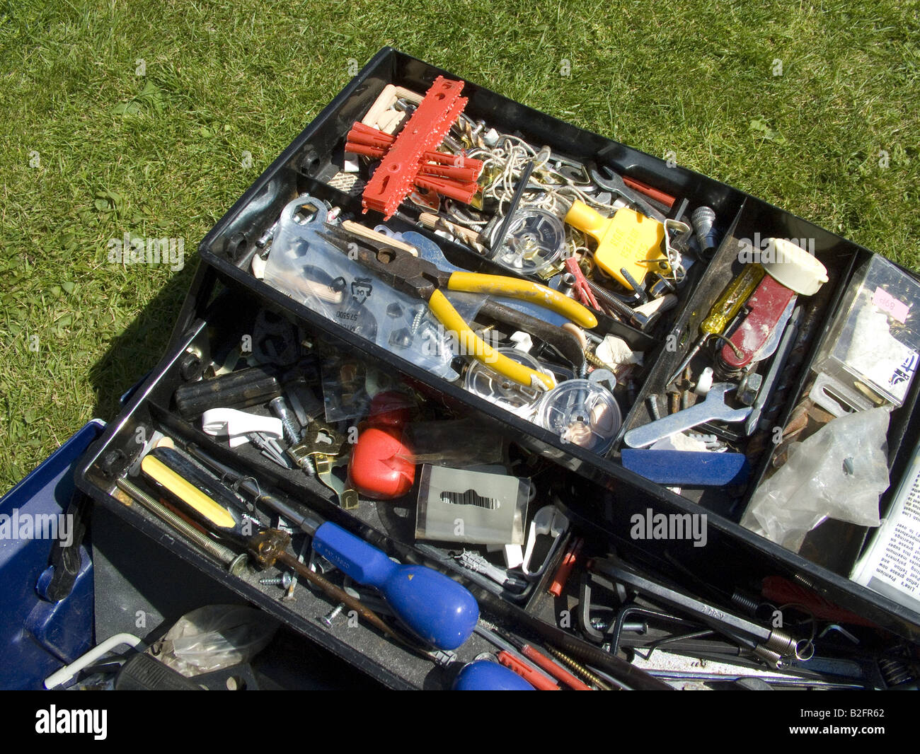 Tool box toolbox diy handy handyman hardware instruments hi-res stock ...