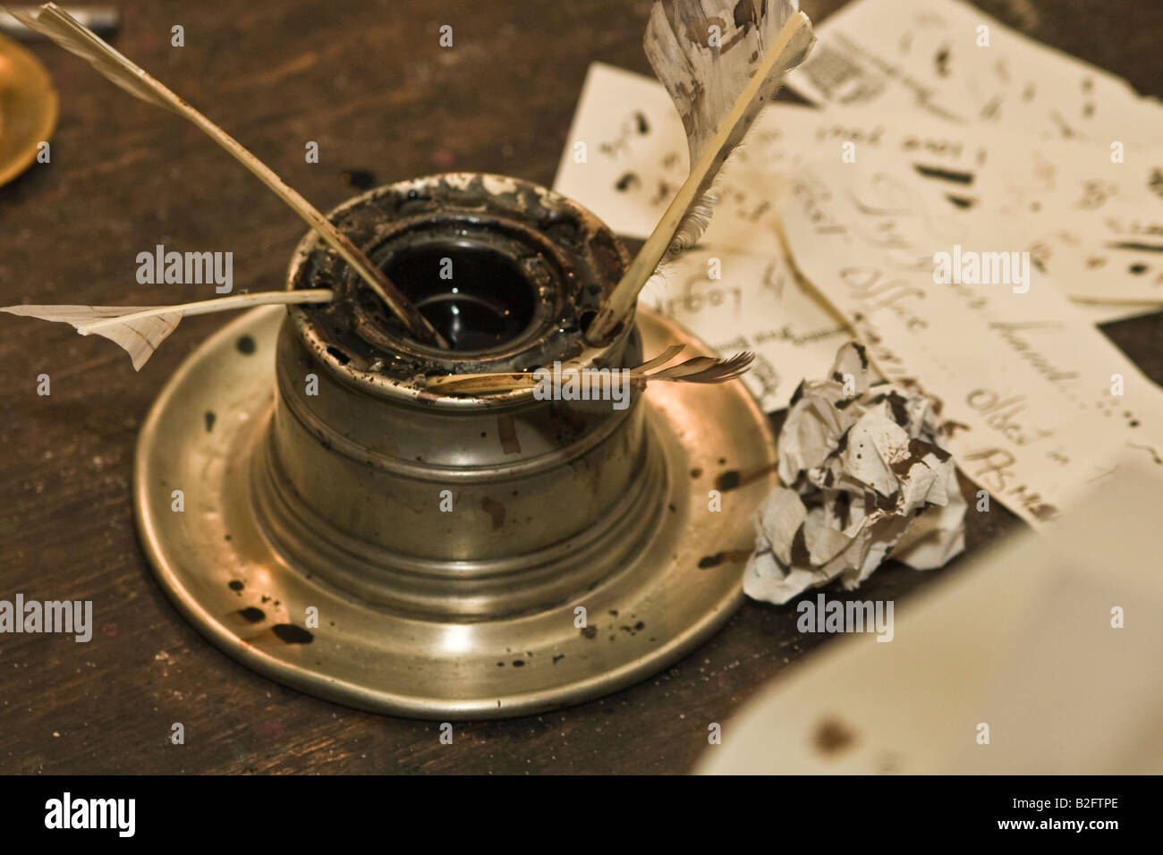 Quill pen and ink hi-res stock photography and images - Alamy