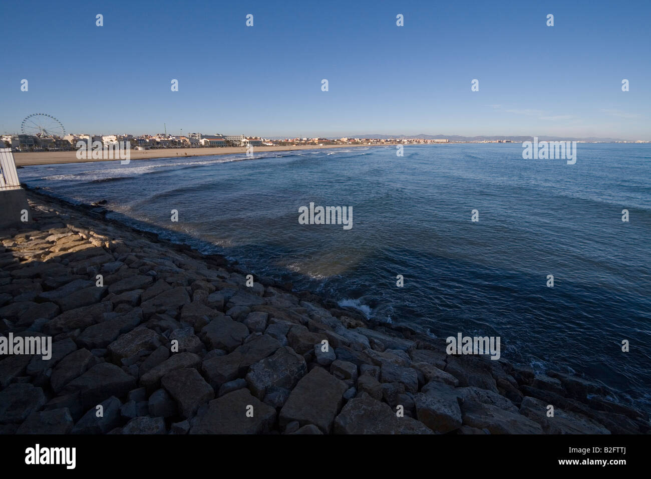 Valencia and beach hi-res stock photography and images - Alamy