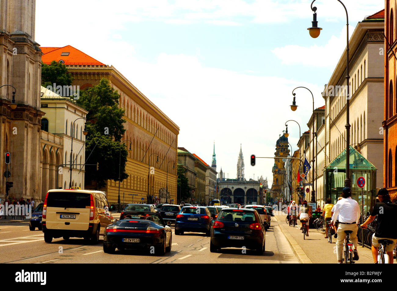 Ludwigstrasse with view onto the Feldherrenhalle on the Odeonsplatz in ...