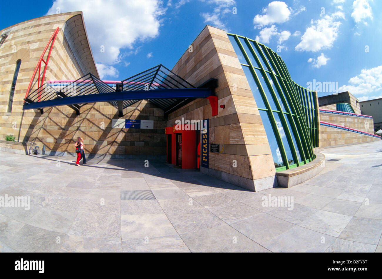 New state gallery stuttgart germany hi-res stock photography and images ...