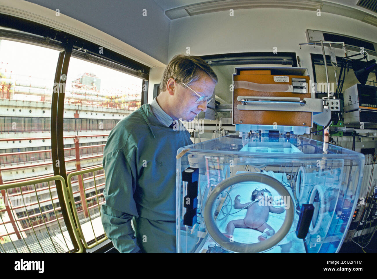 German hospital room hi-res stock photography and images - Alamy