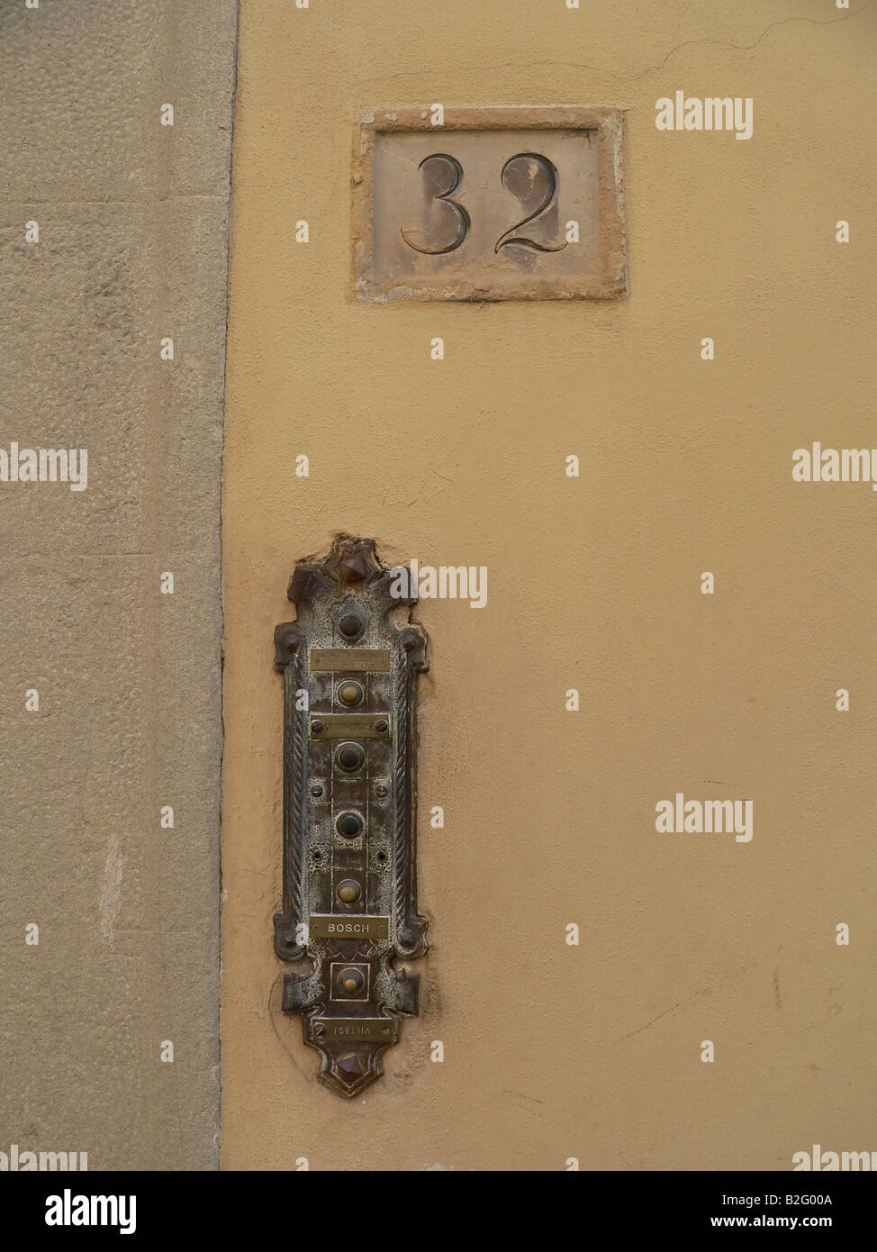 Number 32 hi-res stock photography and images - Alamy