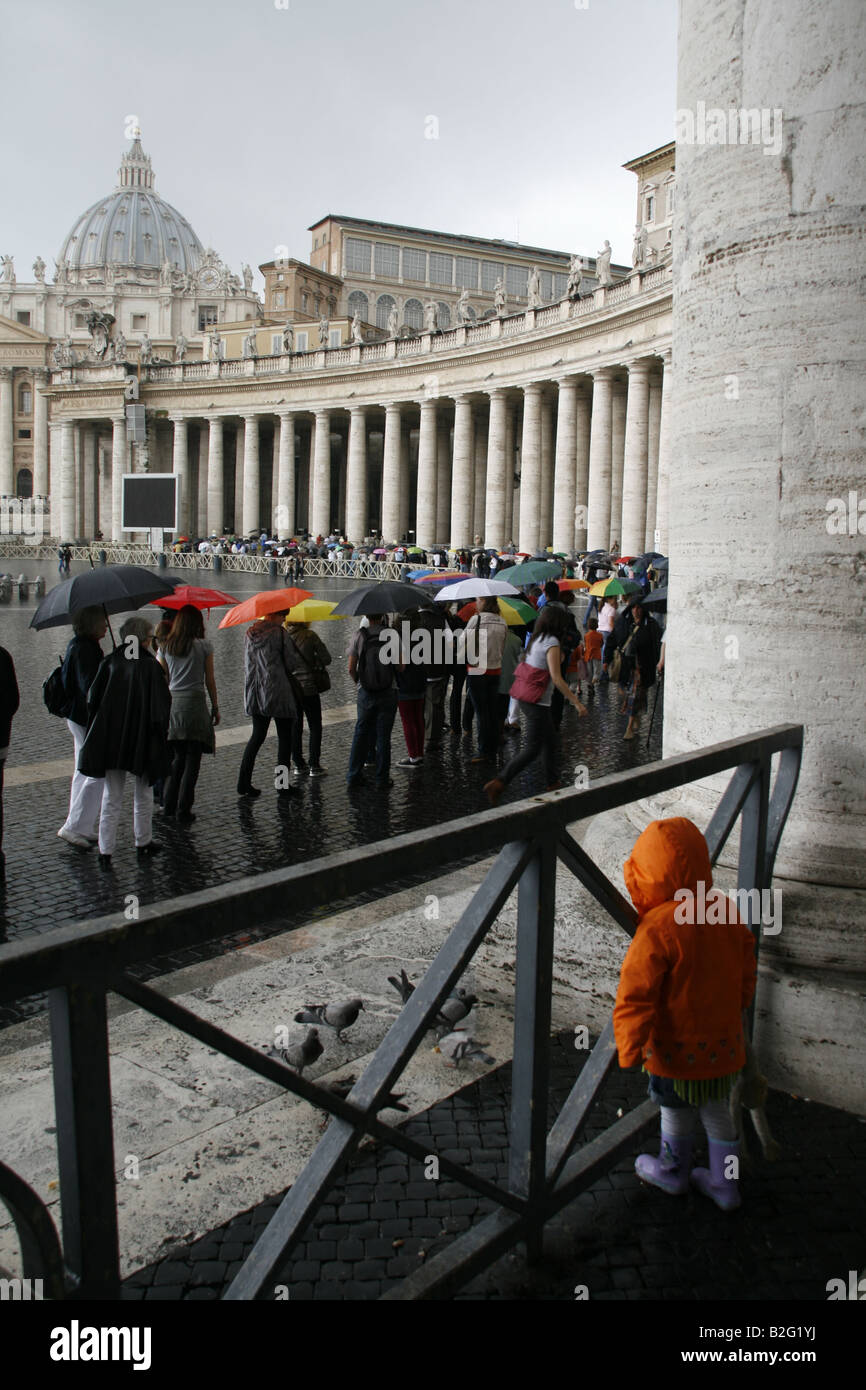 Girl run red blurred hi-res stock photography and images - Alamy