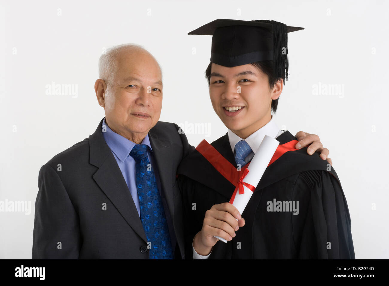 Asian graduate father son hi-res stock photography and images - Alamy