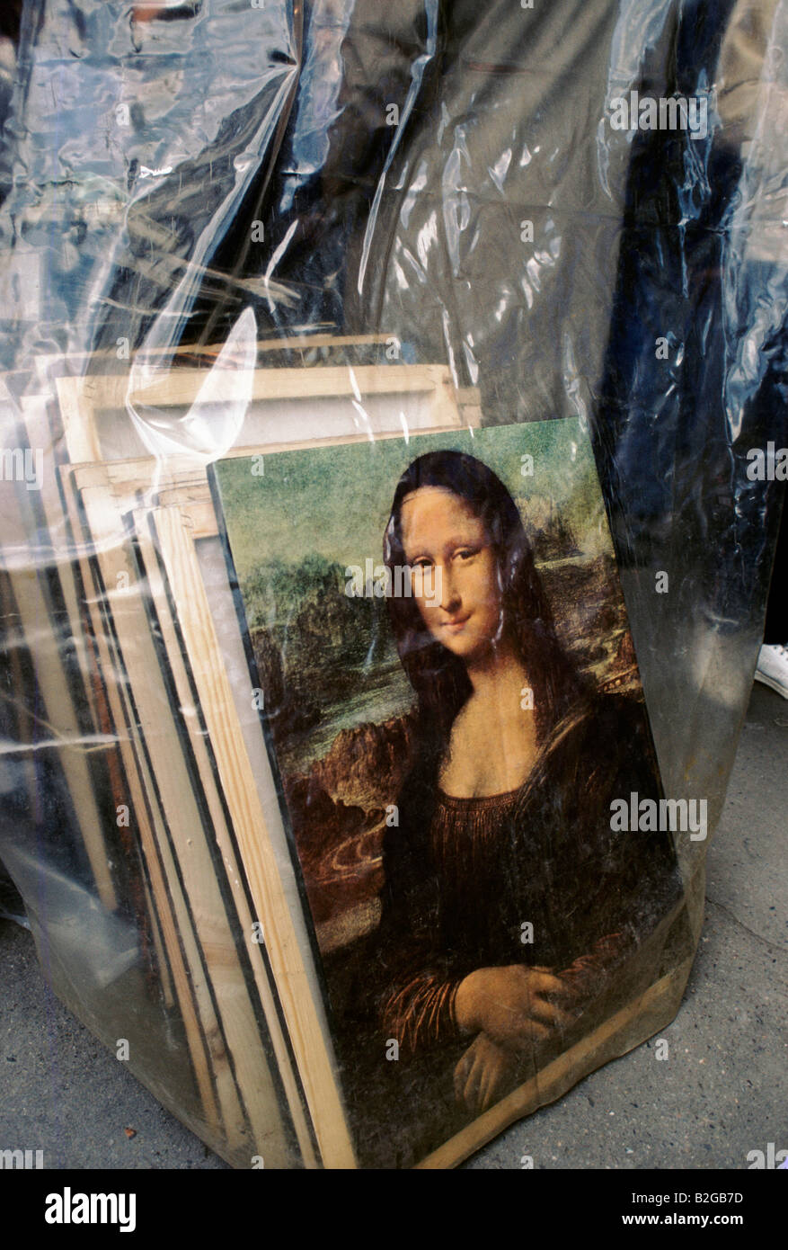 Mona lisa copy hi-res stock photography and images - Alamy