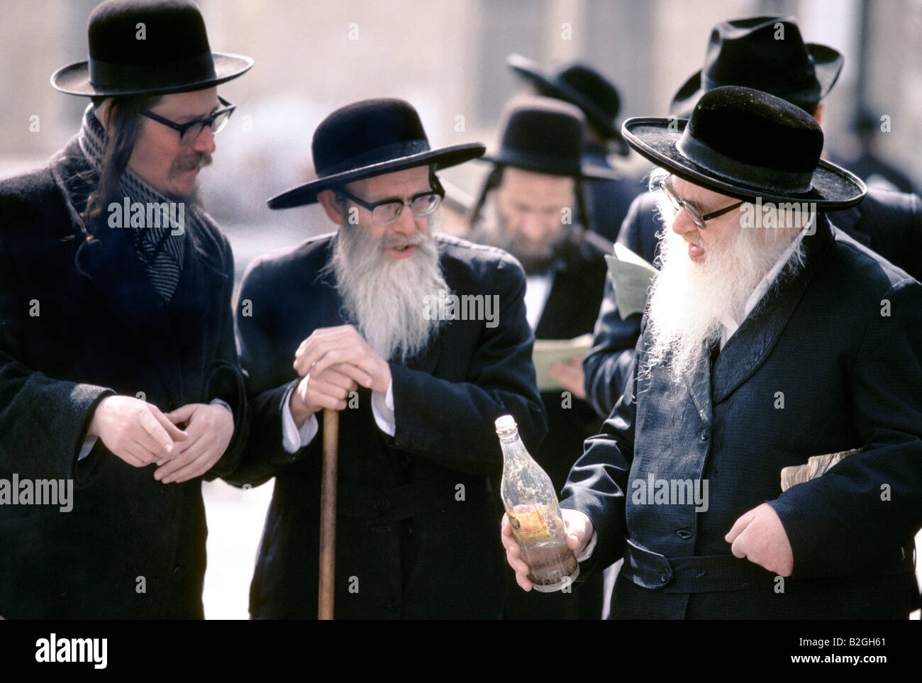 Old jewish men hi-res stock photography and images - Alamy