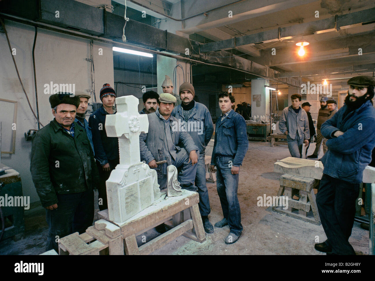 workers in marble factory Stock Photo - Alamy