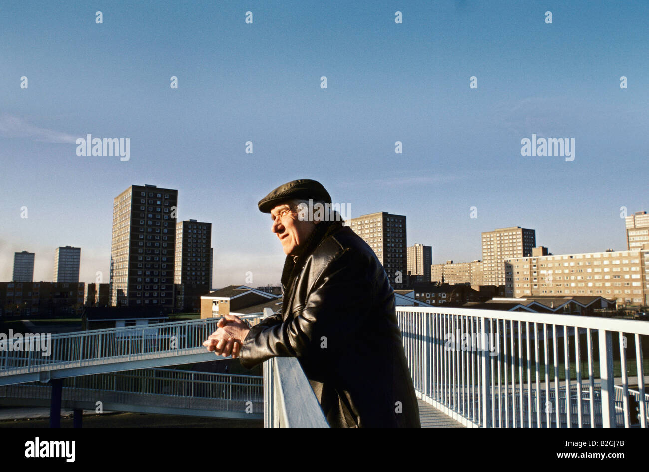 Manchester council estate hi-res stock photography and images - Alamy