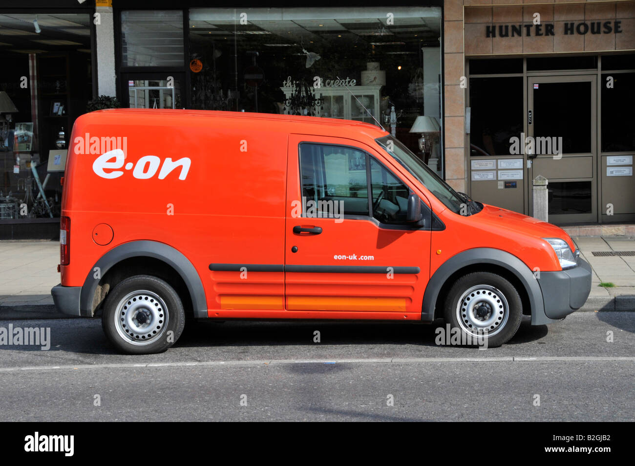 British Gas Van Stock Photos & British Gas Van Stock Images - Alamy