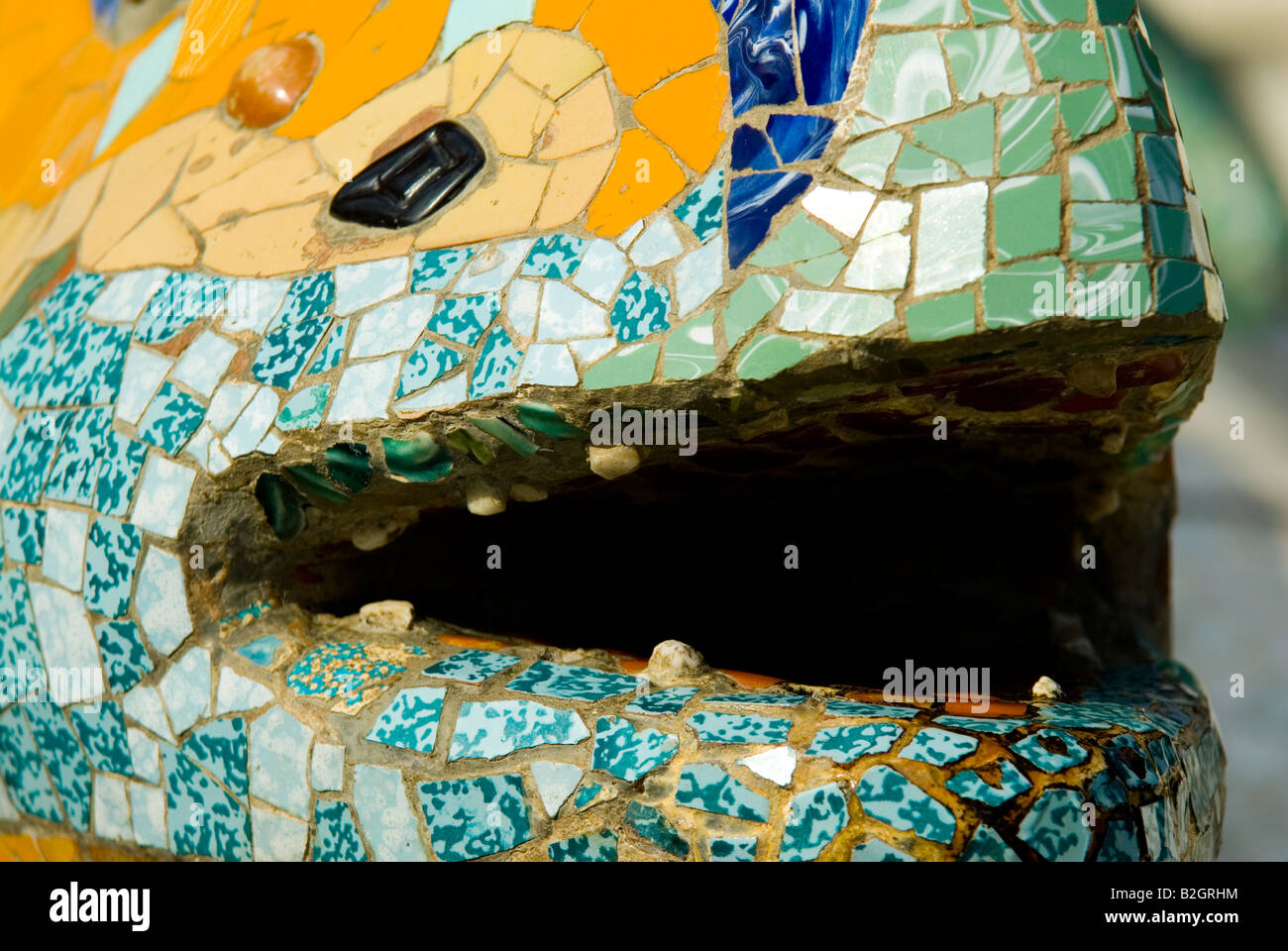Tiled Lizard at Park Guell Antoni Gaudi Barcelona Stock Photo - Alamy