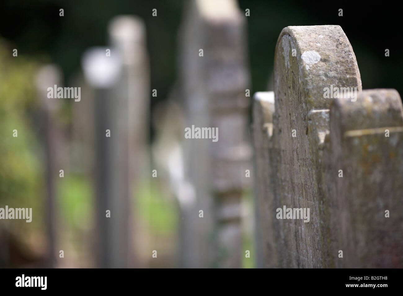 Row or headstones hi-res stock photography and images - Alamy