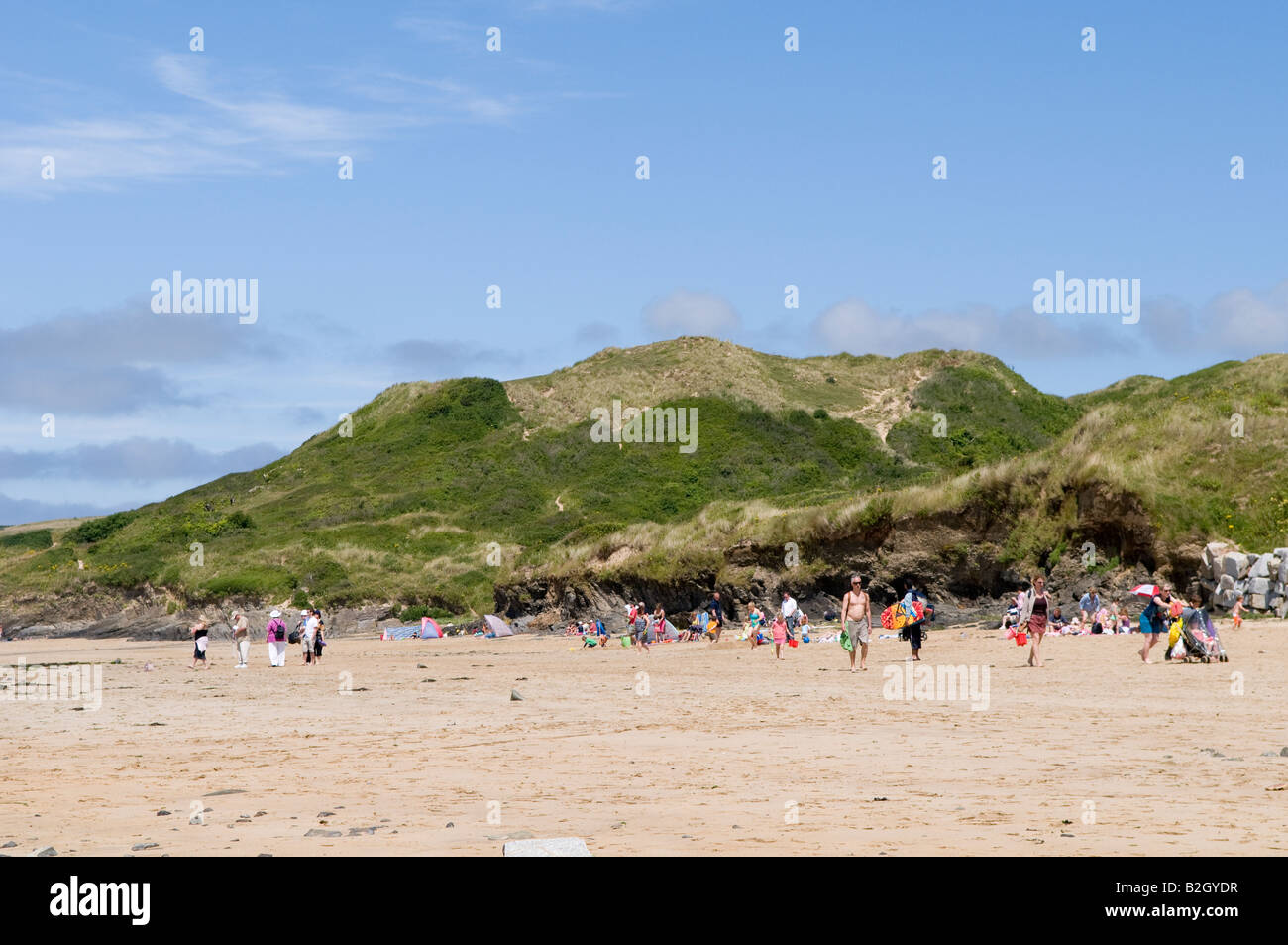 The busy beach at Rock, North Cornwall Stock Photo - Alamy