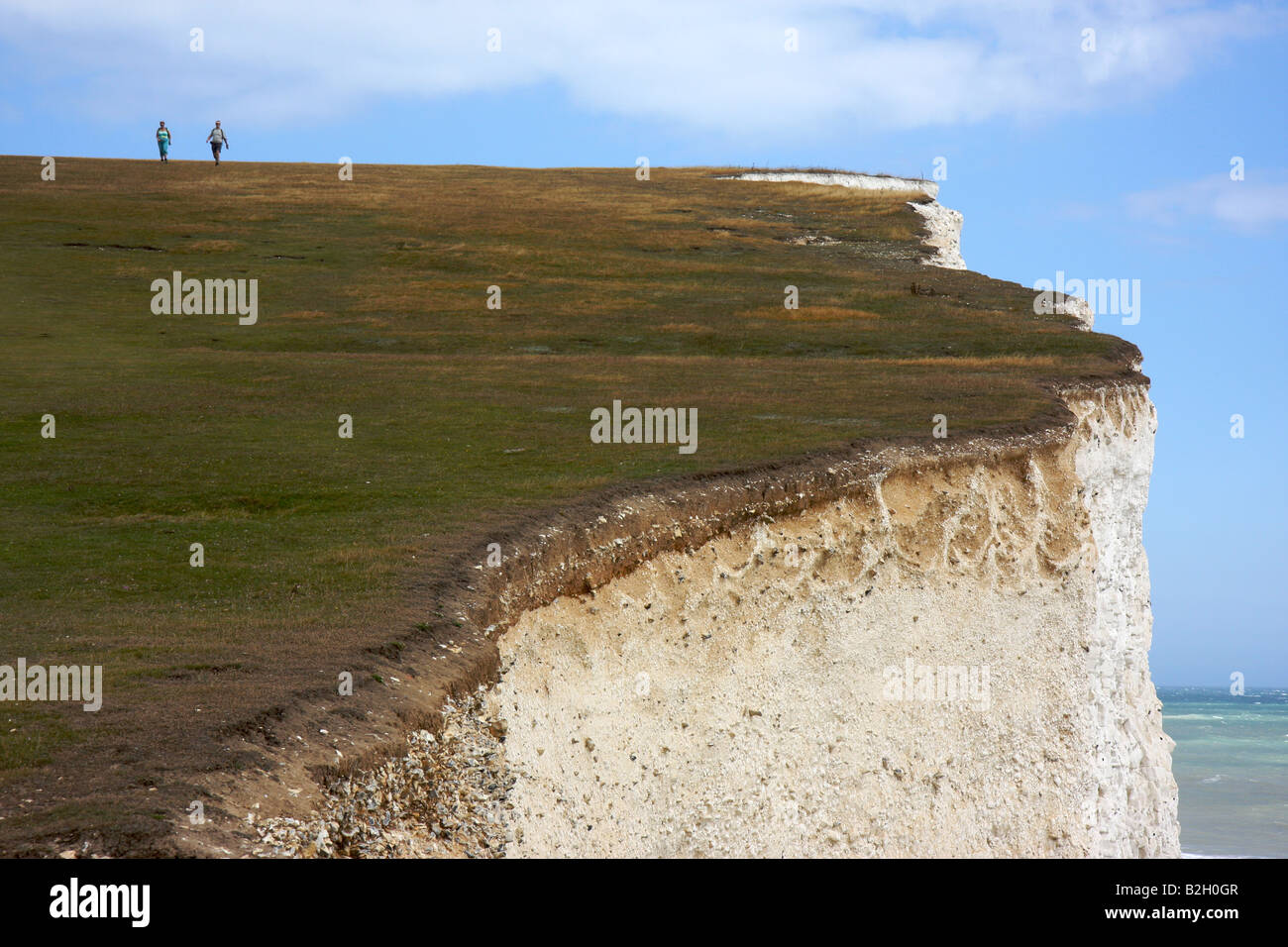 Hiker cliff cliffs hikers hi-res stock photography and images - Alamy