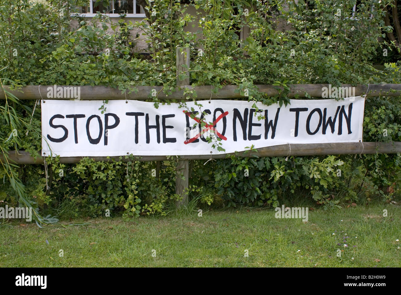 Long roadside banner hi-res stock photography and images - Alamy