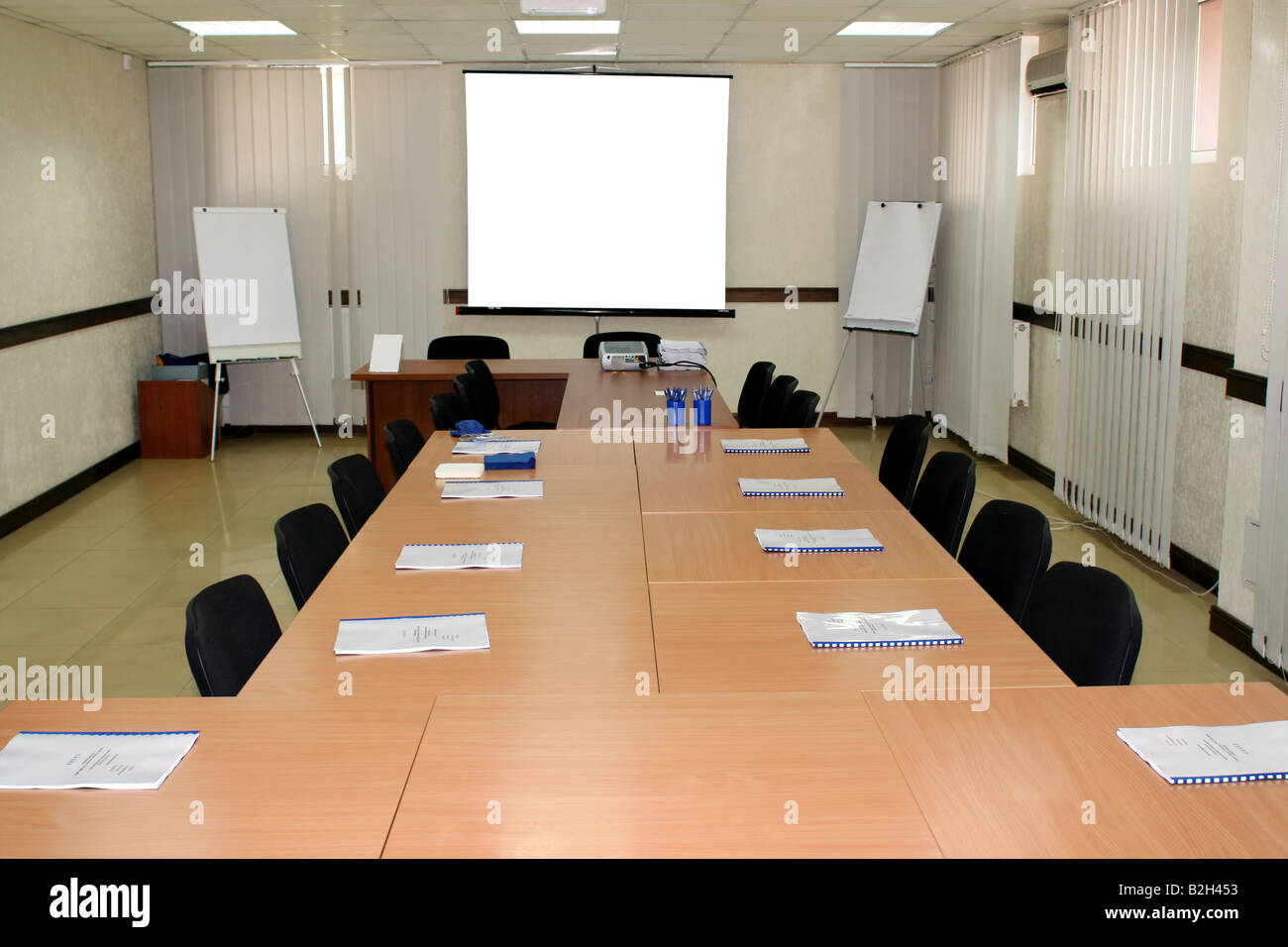 Empty study room Stock Photo - Alamy