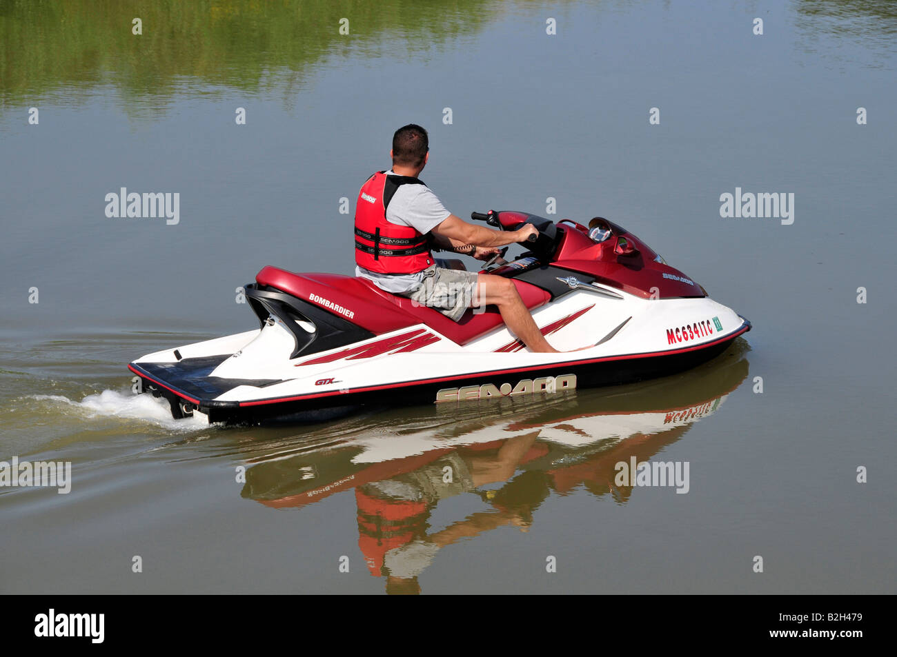 Sea with wave hi-res stock photography and images - Alamy