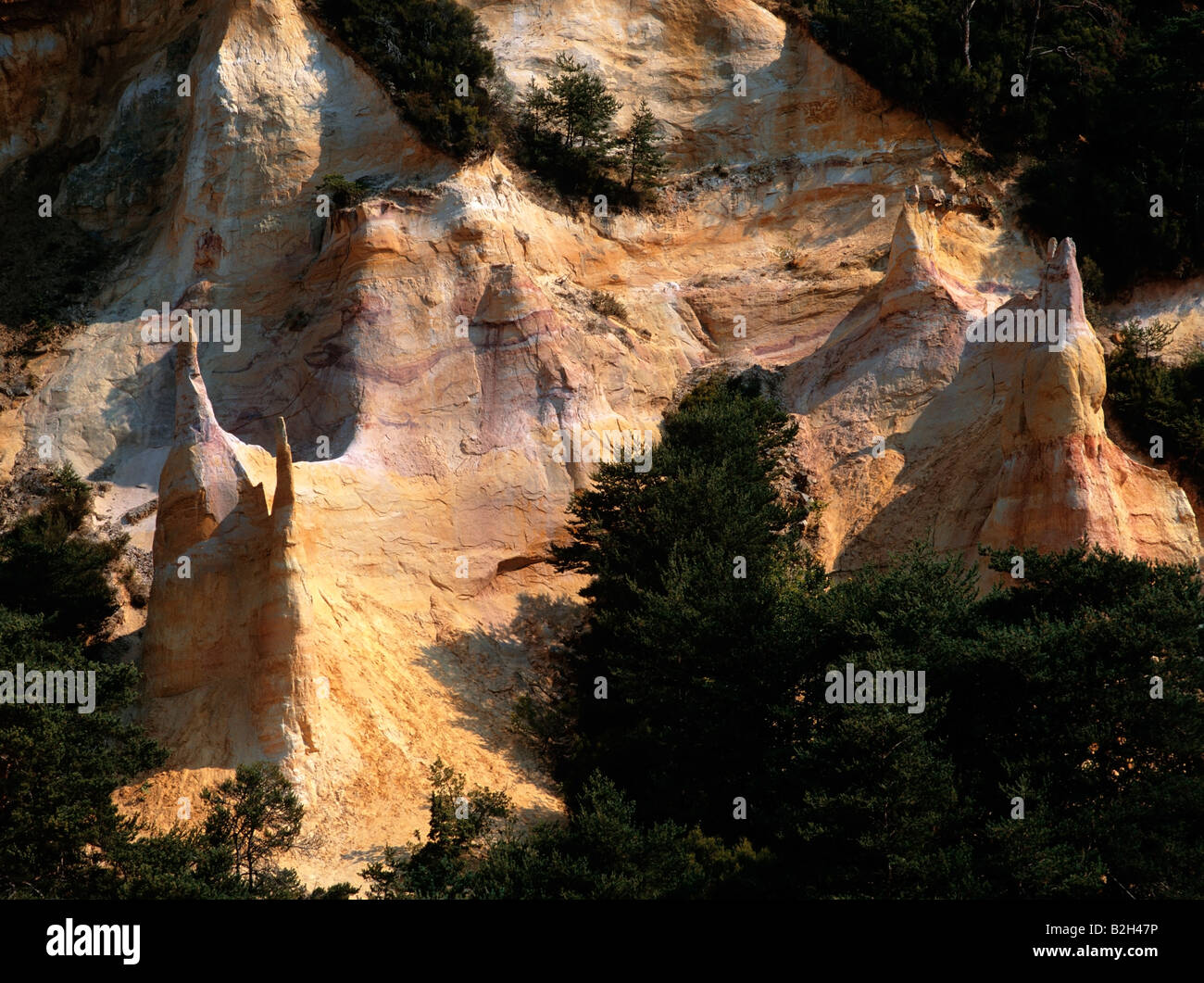 colerado de rustrel ochre mines provence Stock Photo - Alamy