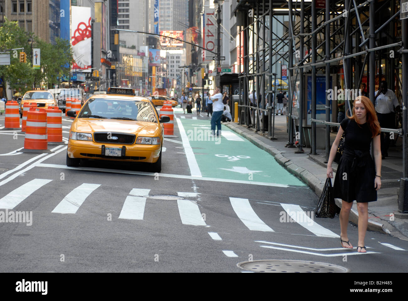 Broadway at West 38th St in the Garment District in New York Stock ...
