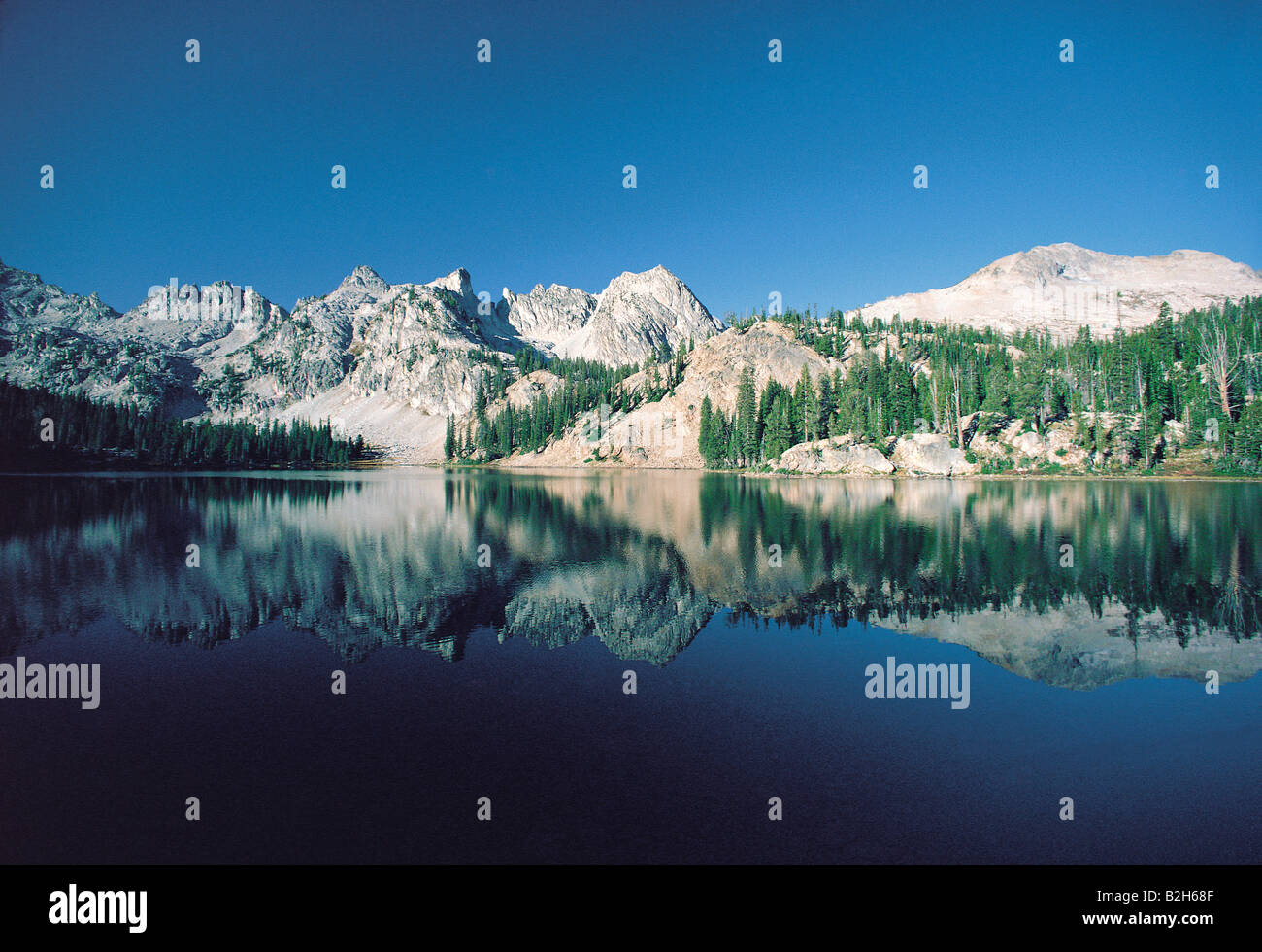 Alice lake hi-res stock photography and images - Alamy