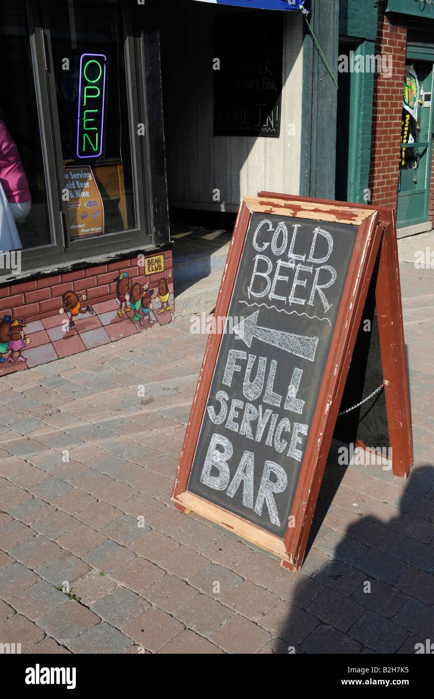 Promoting alcohol hi-res stock photography and images - Alamy