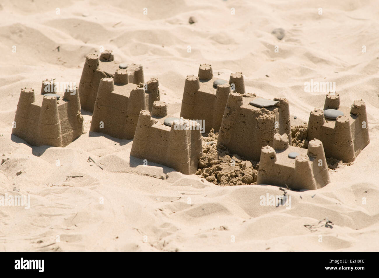 Sandcastles on the beach hi-res stock photography and images - Alamy
