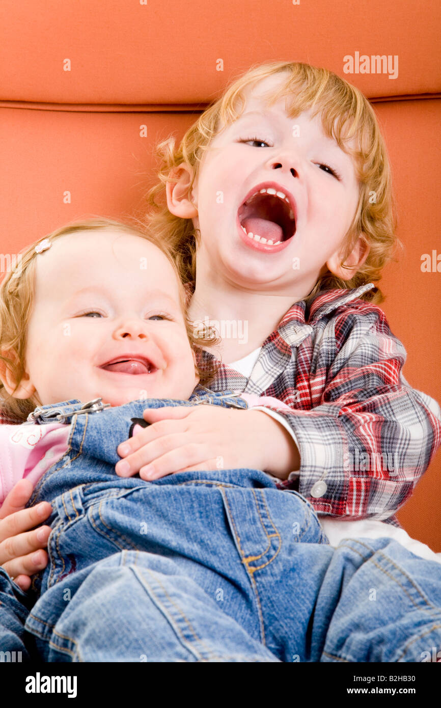 brother siter children kids siblings sibs laughing smiling portrait ...