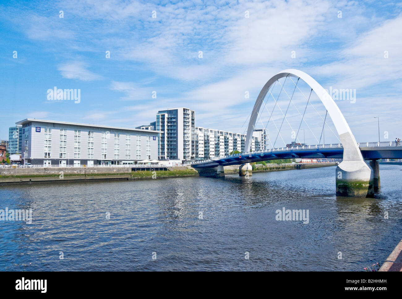 New Clyde Arc Road Bridge spanning the River Clyde between Finnieston ...