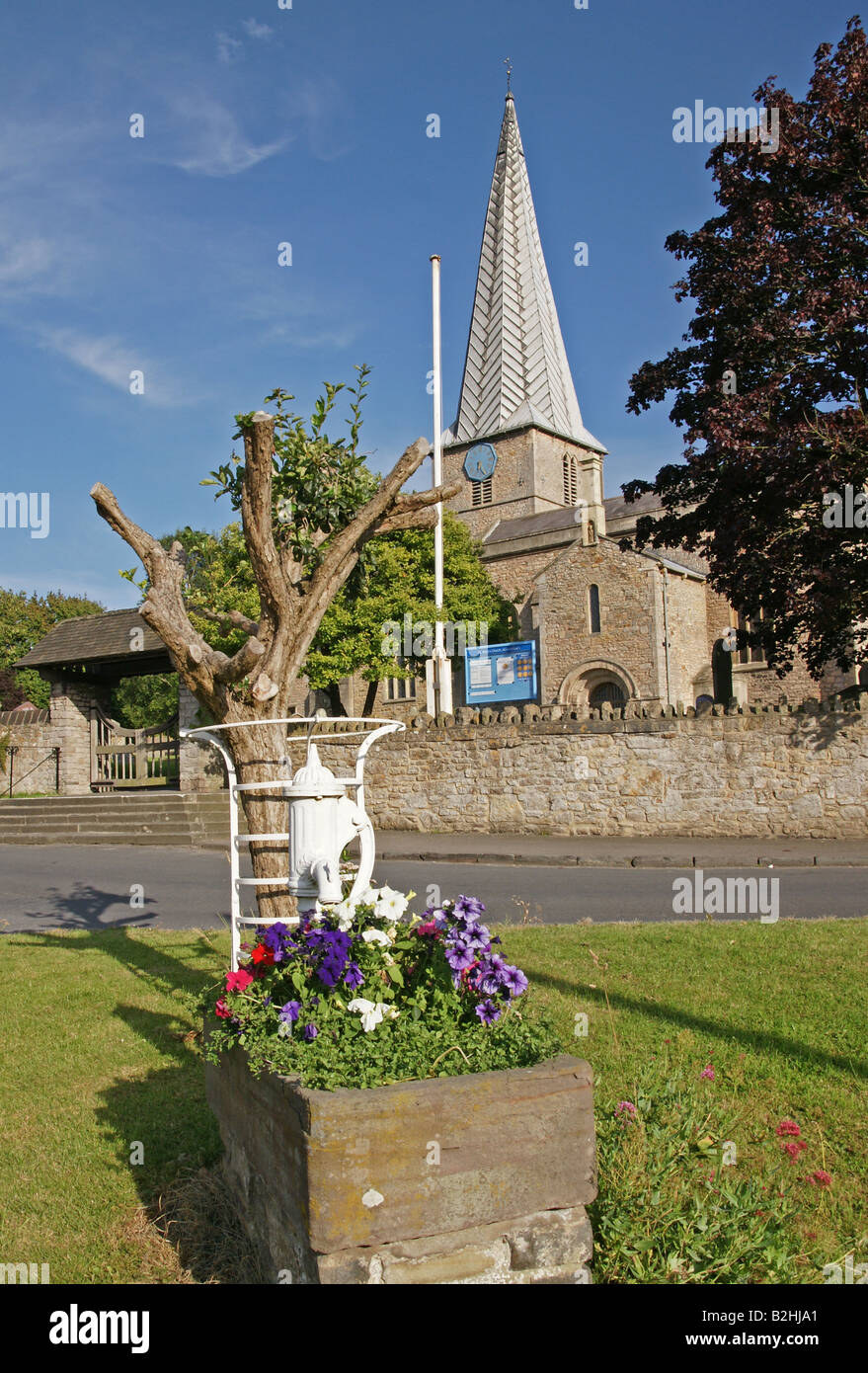 Church almondsbury hi-res stock photography and images - Alamy